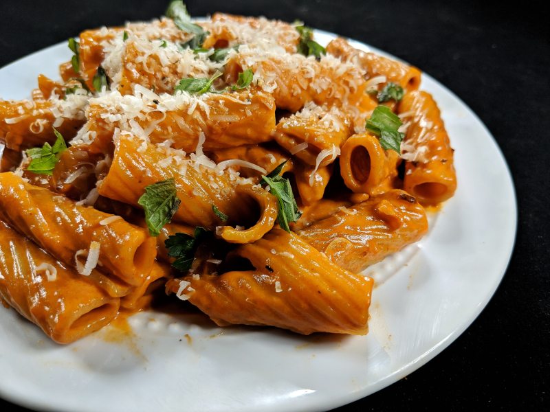 Rigatoni alla Vodka - The Buslife Kitchen